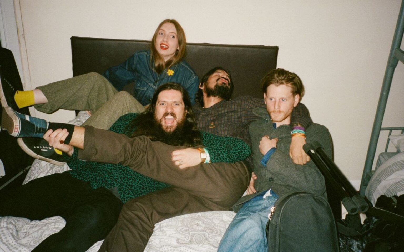 Dry Cleaning turn life's mundane moments into art on Secret love.