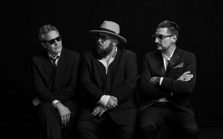 Fun Lovin' Criminals are back and this is their best heist yet